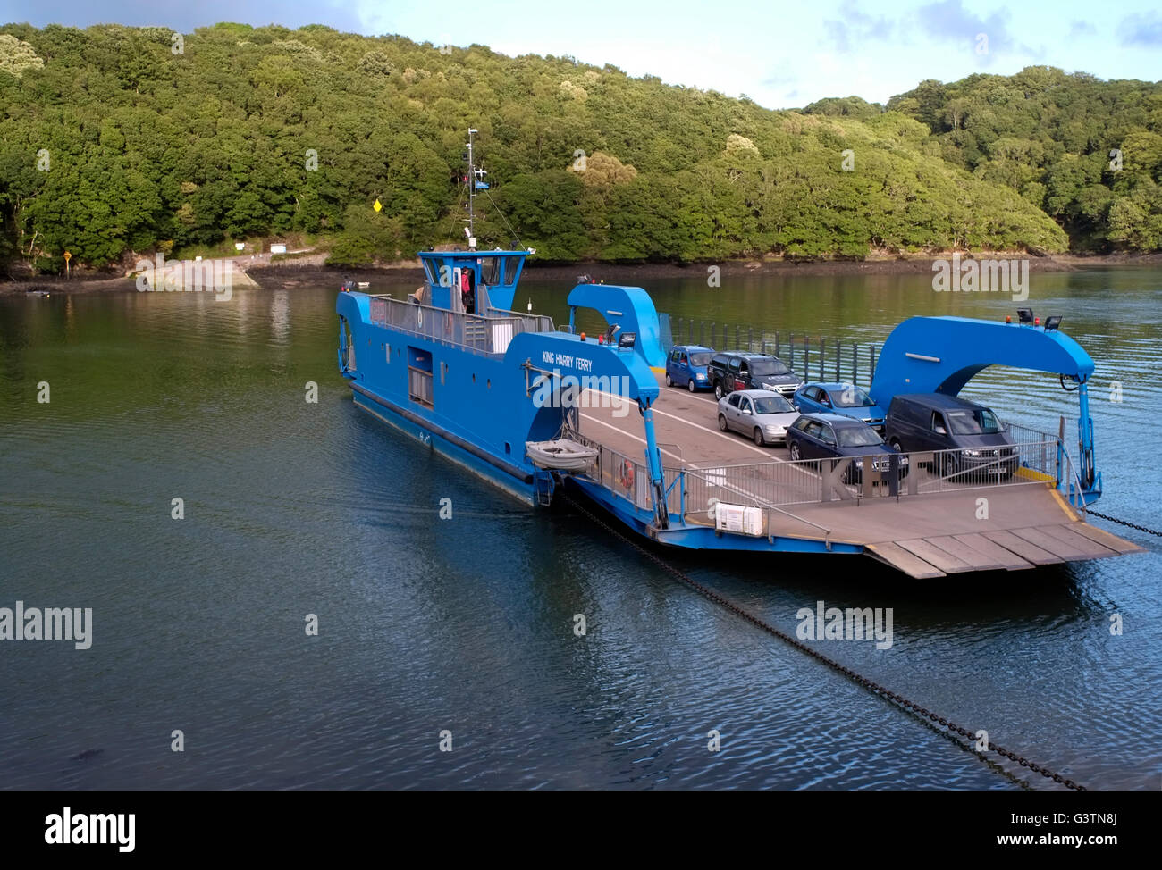River fal chain ferry hi-res stock photography and images - Alamy