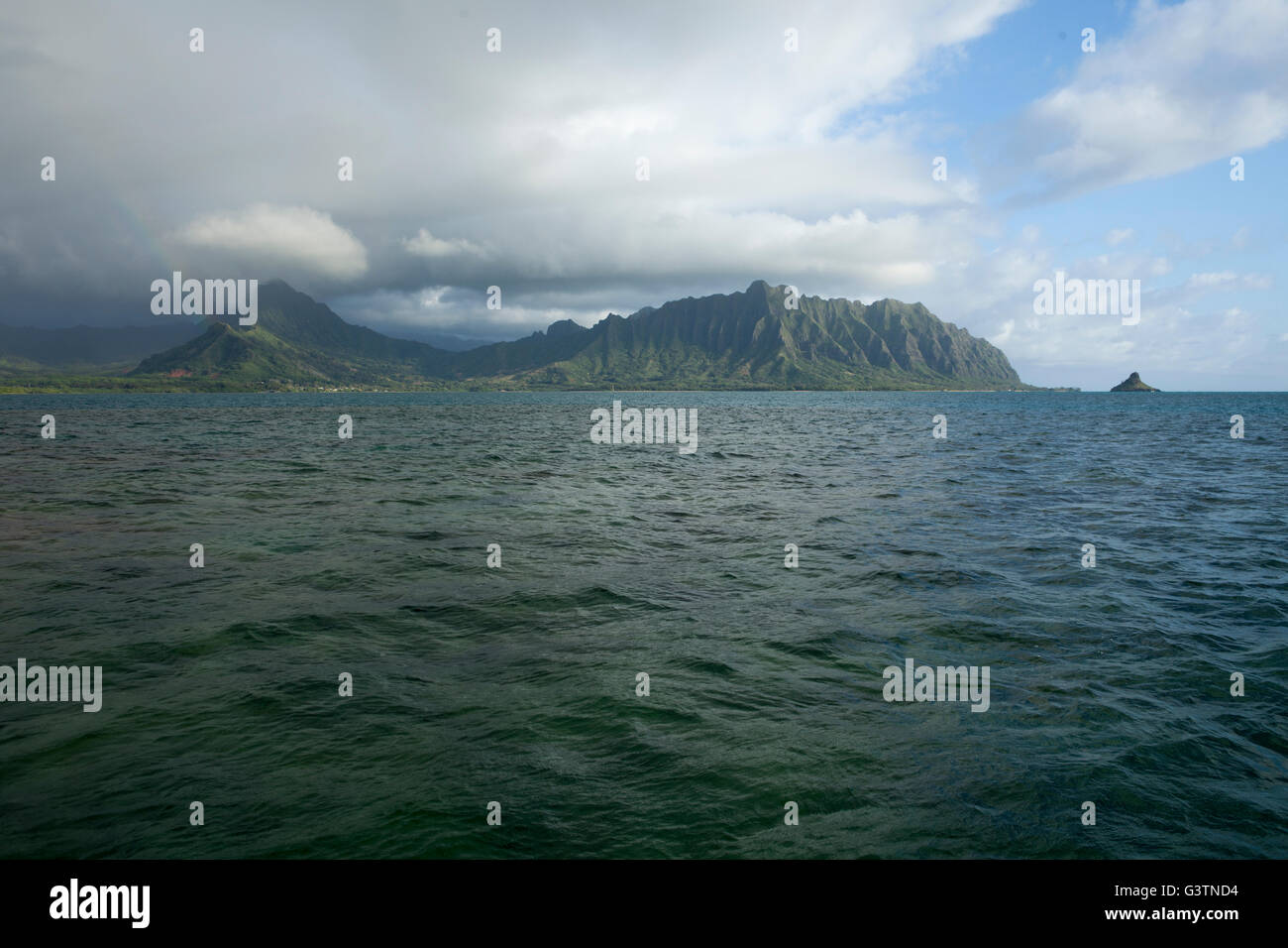 View of Kualoa, Koolau Mountains and Mokoli`i Island(Chinaman's Hat ...