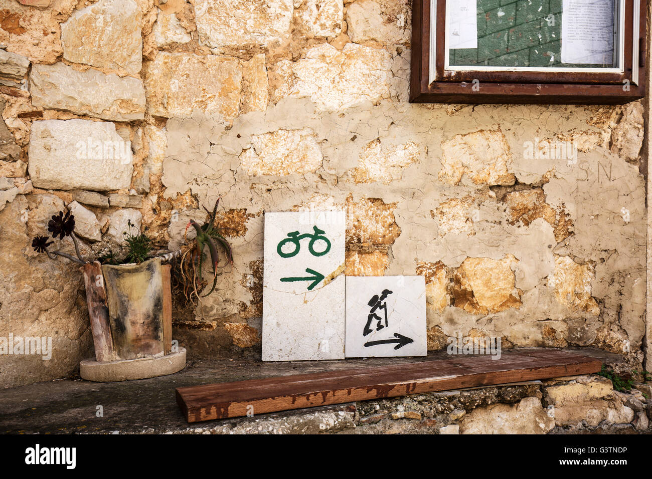 Historic village signs hi-res stock photography and images - Alamy