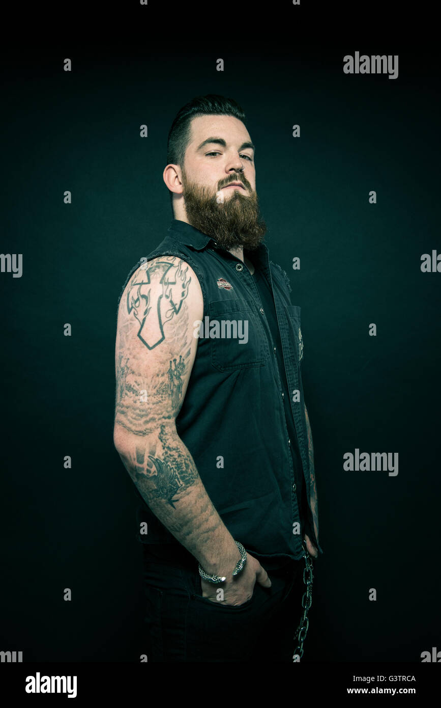 Man tattoo and beard biker hi-res stock photography and images - Alamy