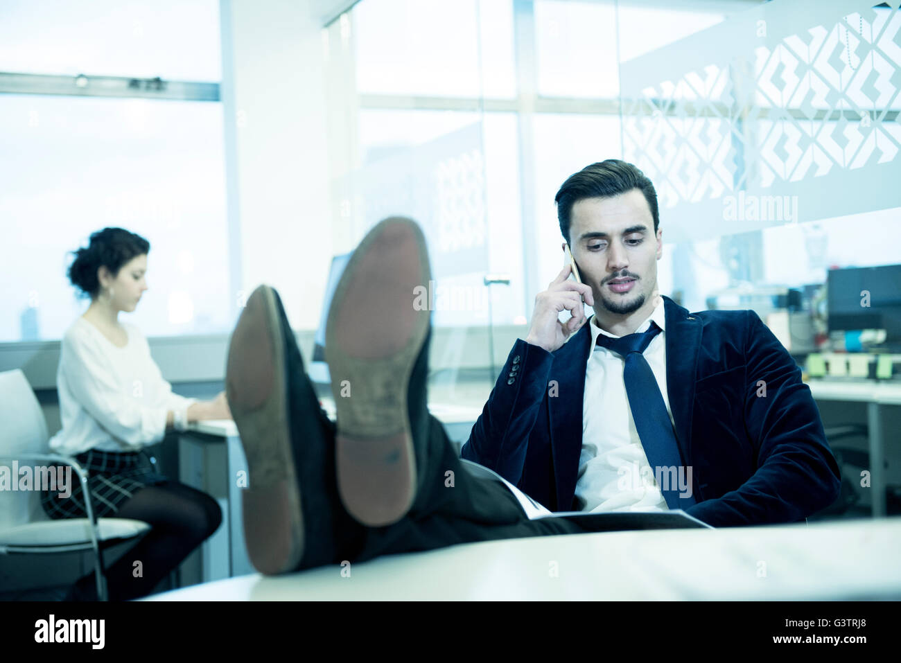 Professional man making phone hi-res stock photography and images - Alamy