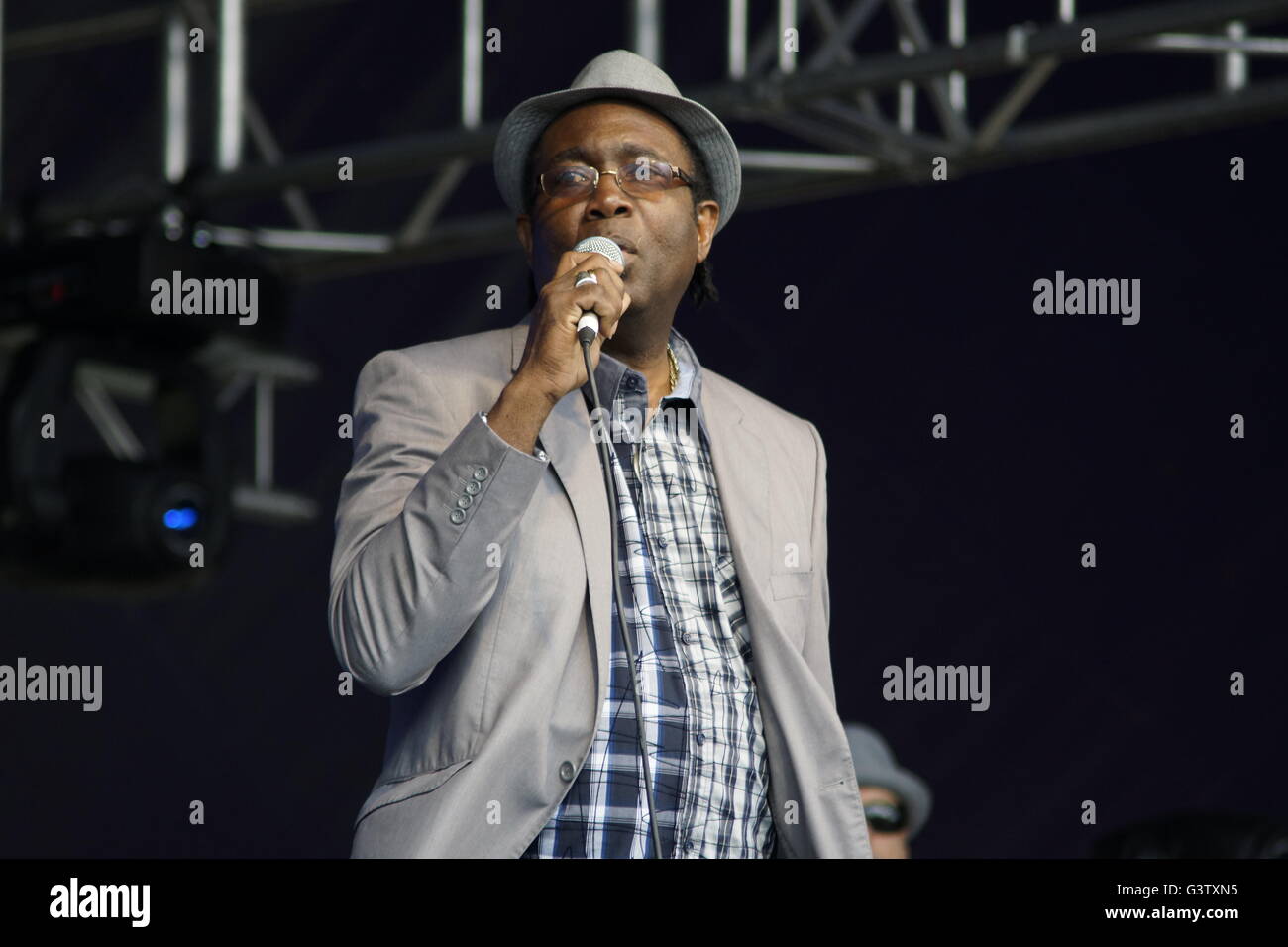 Reggae singer hi-res stock photography and images - Alamy