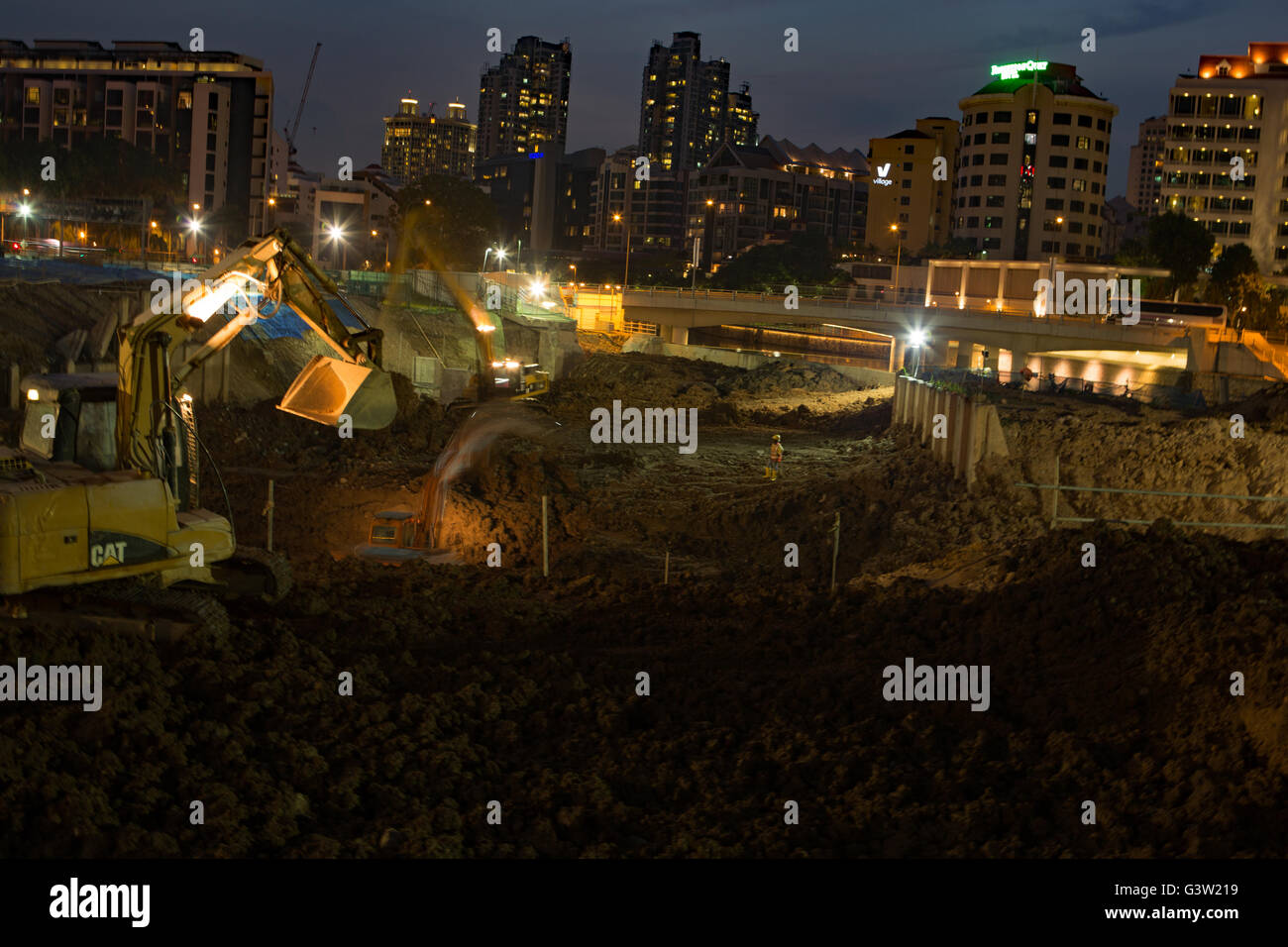 Night construction work Stock Photo - Alamy