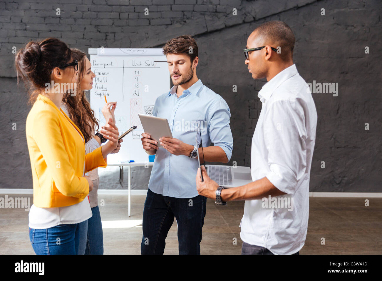 Positive new project group hi-res stock photography and images - Alamy