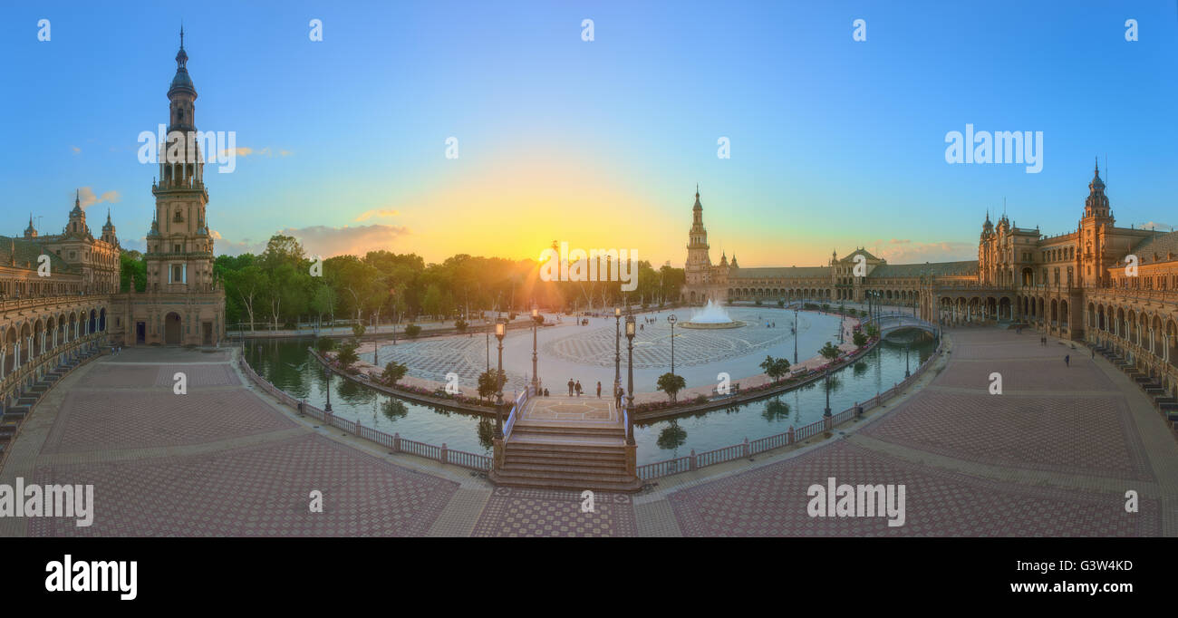 View of Spain Square (Plaza de Espana) on sunset, landmark in ...