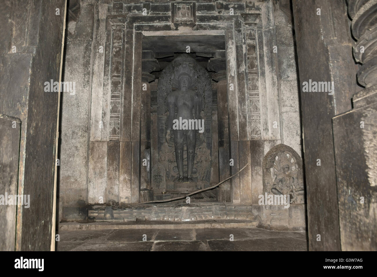 Statue of Parshvanatha, main shrine, Parshvanatha, Basadi, Basadi Halli ...
