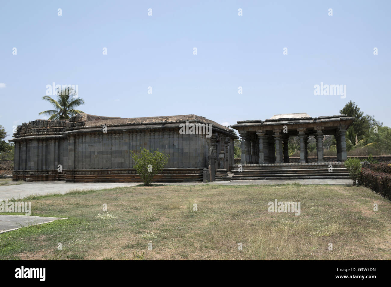 Side view of Parshvanatha Basadi, Basadi Halli jain temple complex ...