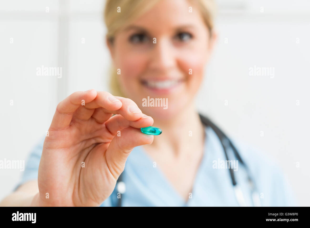 Female blonde nurse hi-res stock photography and images - Alamy