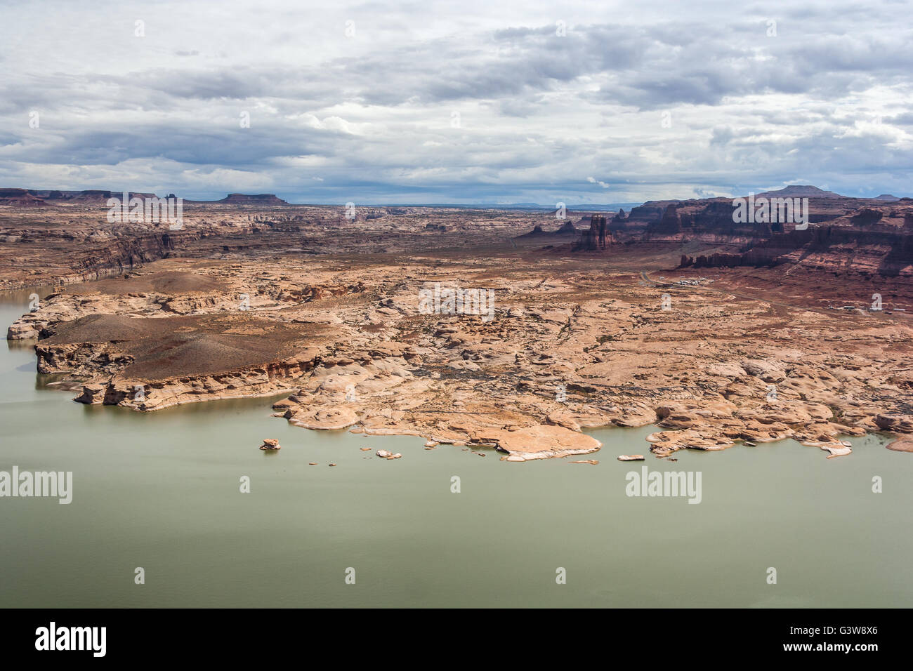 Hite Marina Campground on Colorado River in Glen Canyon National ...