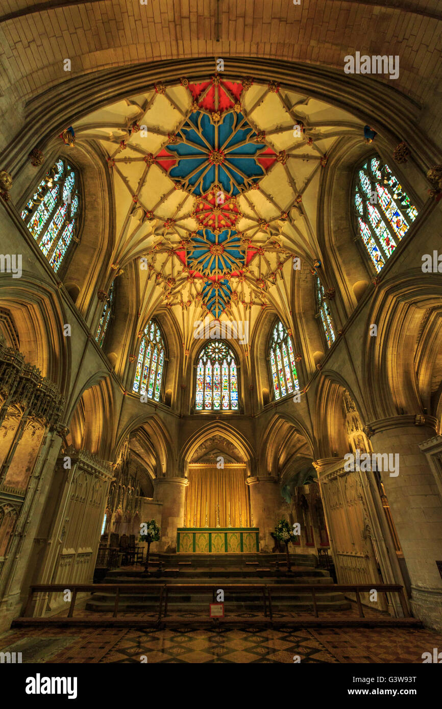 English decorated gothic architecture hi-res stock photography and ...