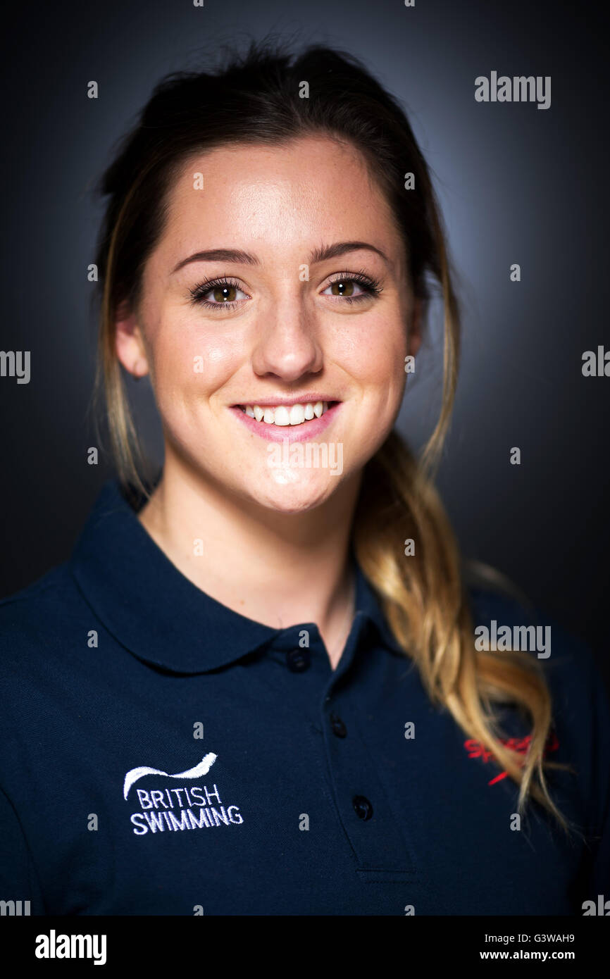 Molly renshaw hi-res stock photography and images - Alamy