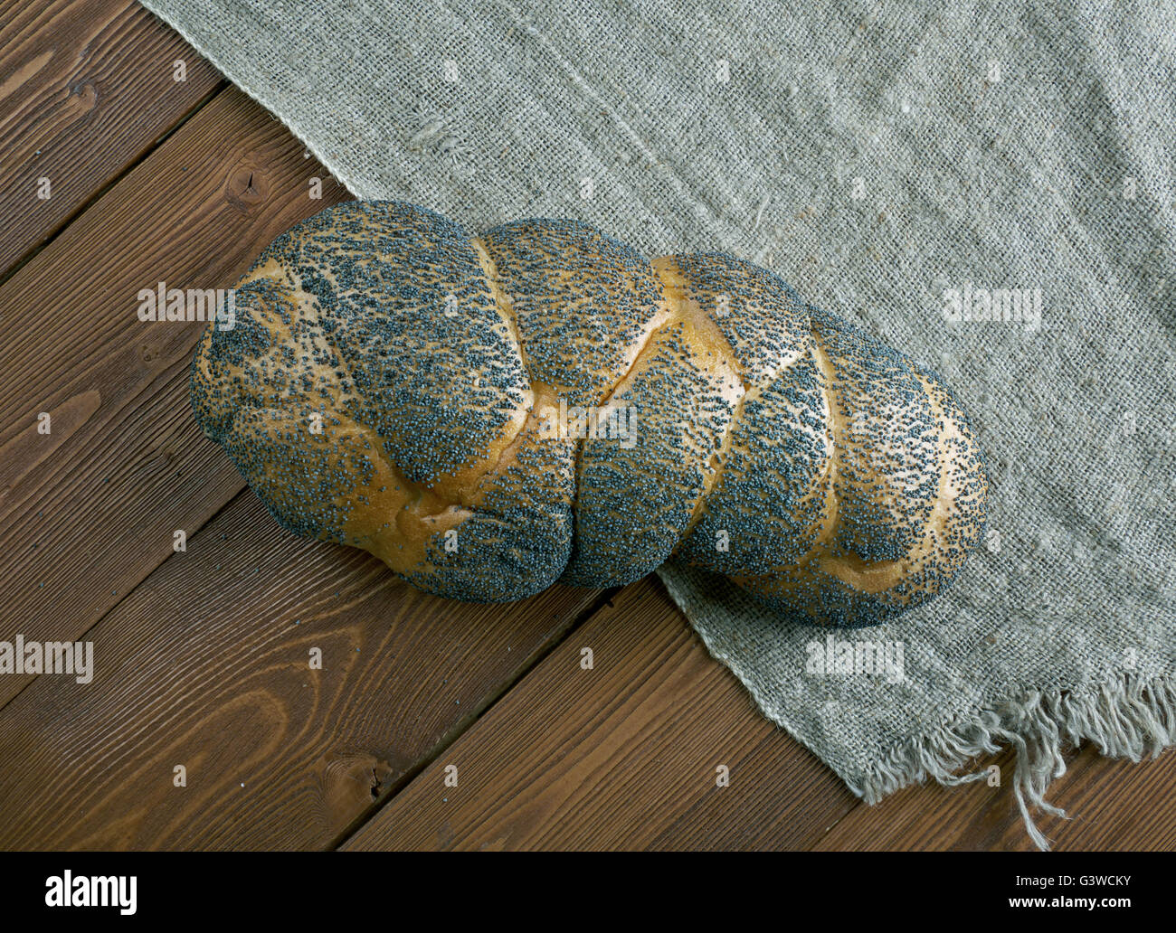 Country style breads hi-res stock photography and images - Alamy