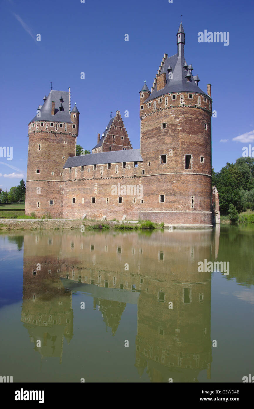 Beersel castle hi-res stock photography and images - Alamy