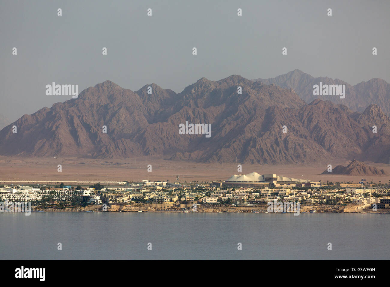 Arabian gulf scenery hi-res stock photography and images - Alamy