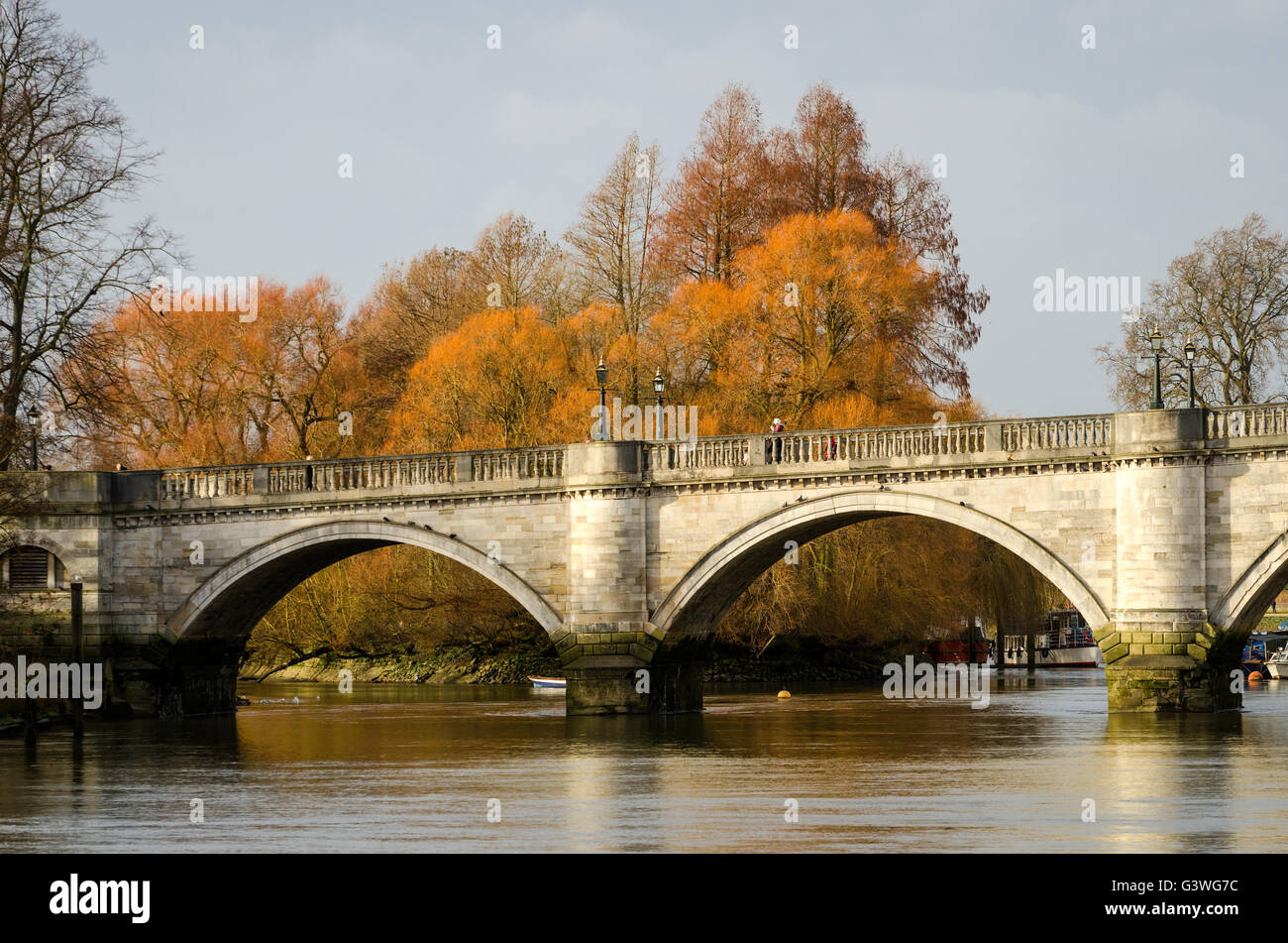 Richmond bridge hi-res stock photography and images - Alamy