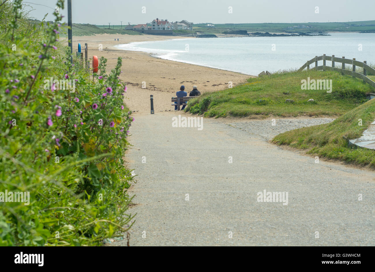 View of Broad Beach, Rhosneigr, Anglesey Stock Photo - Alamy