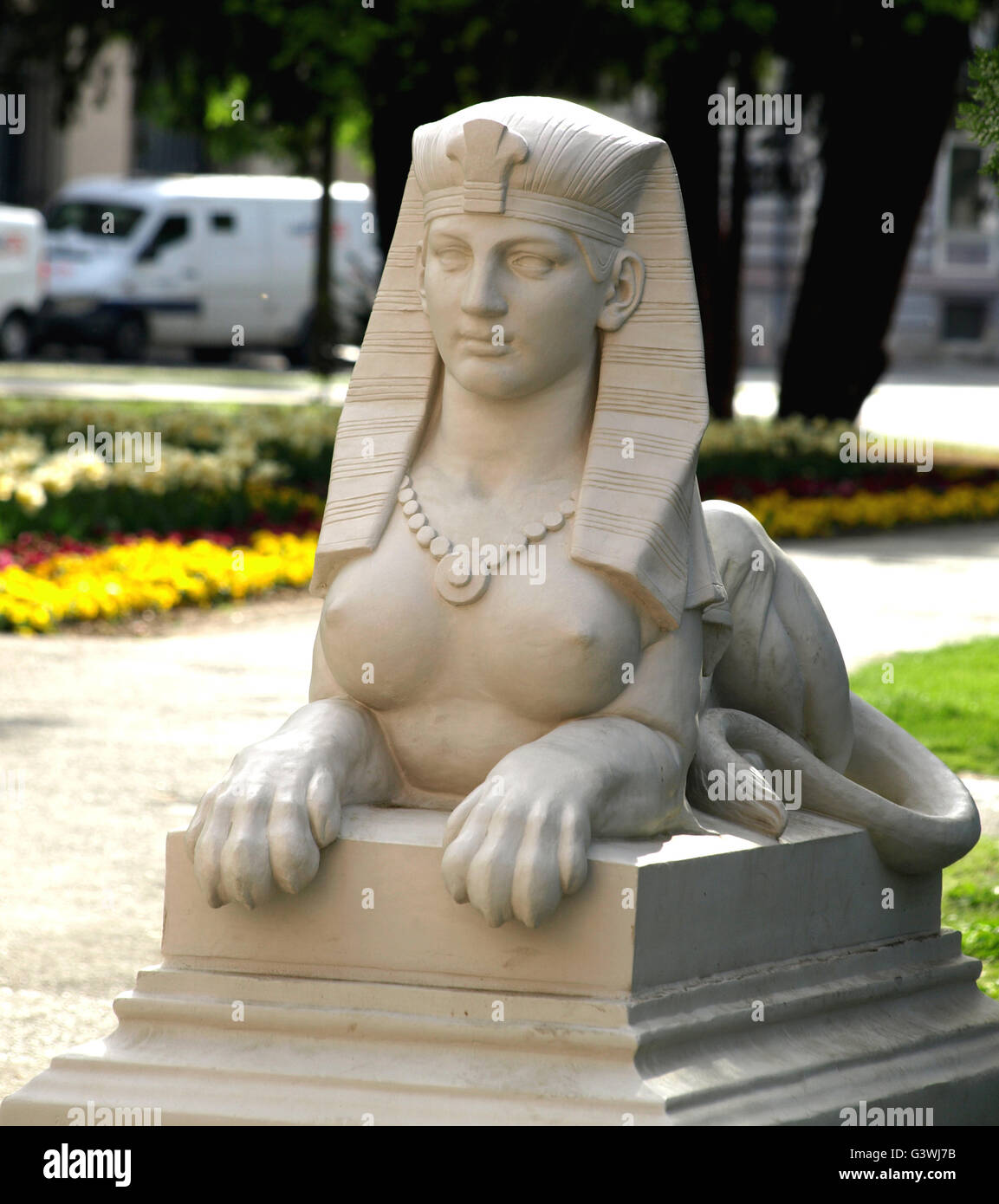 Old sphinx restored in park hi-res stock photography and images - Alamy Old sphinx restored in park hi-res stock photography and images - Alamy