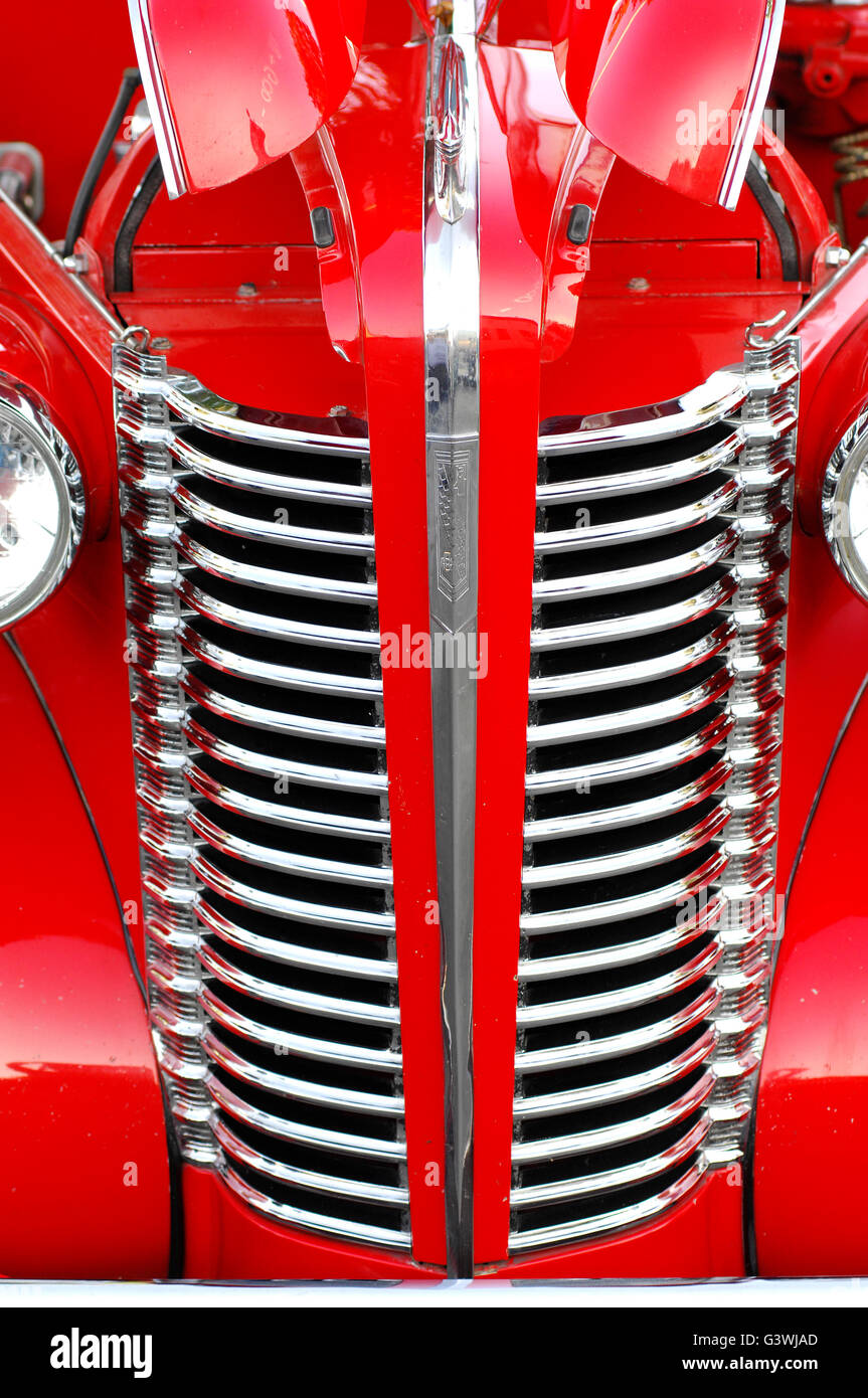 Vintage american car grills hi-res stock photography and images - Alamy