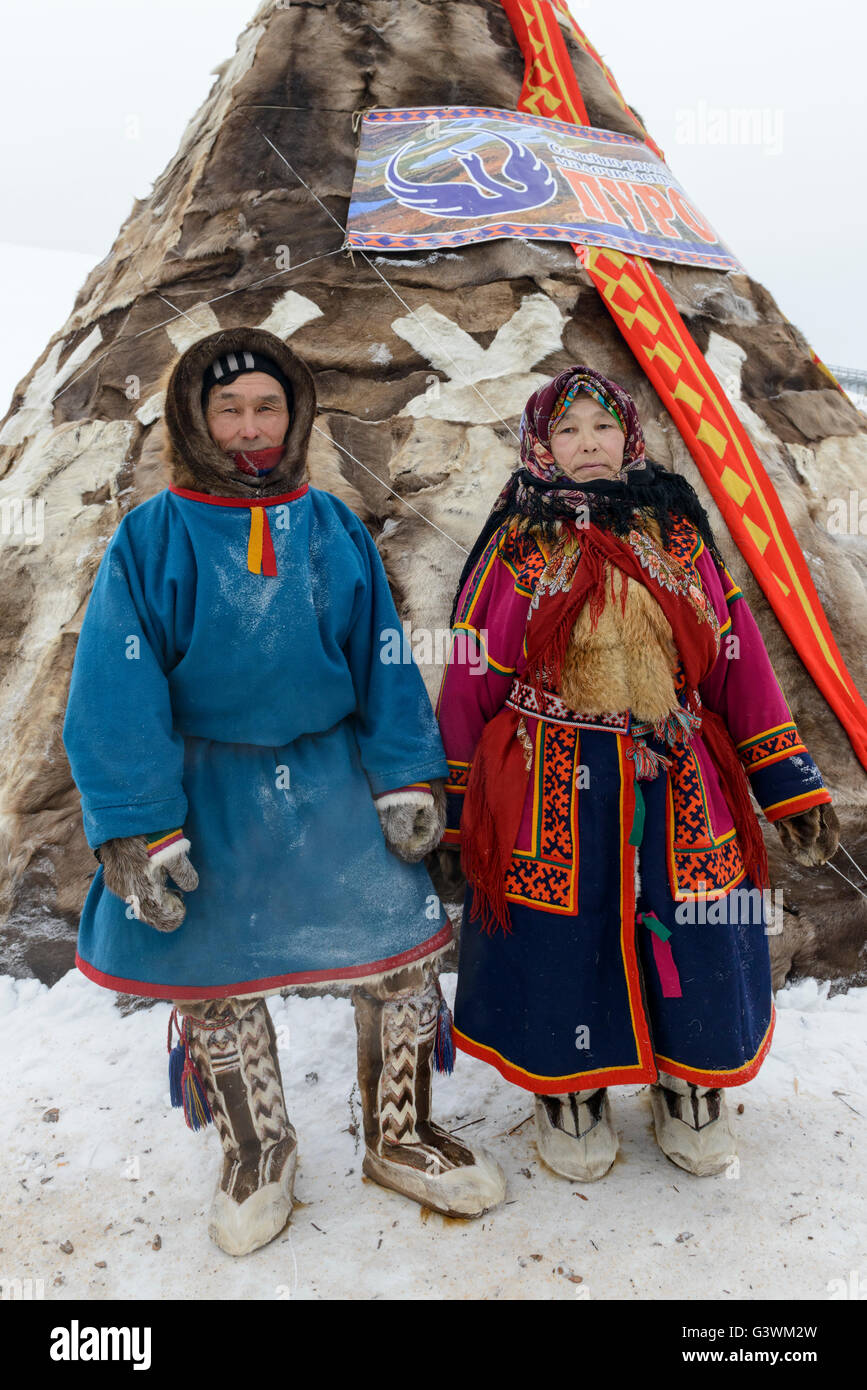Nenets tent hi-res stock photography and images - Alamy