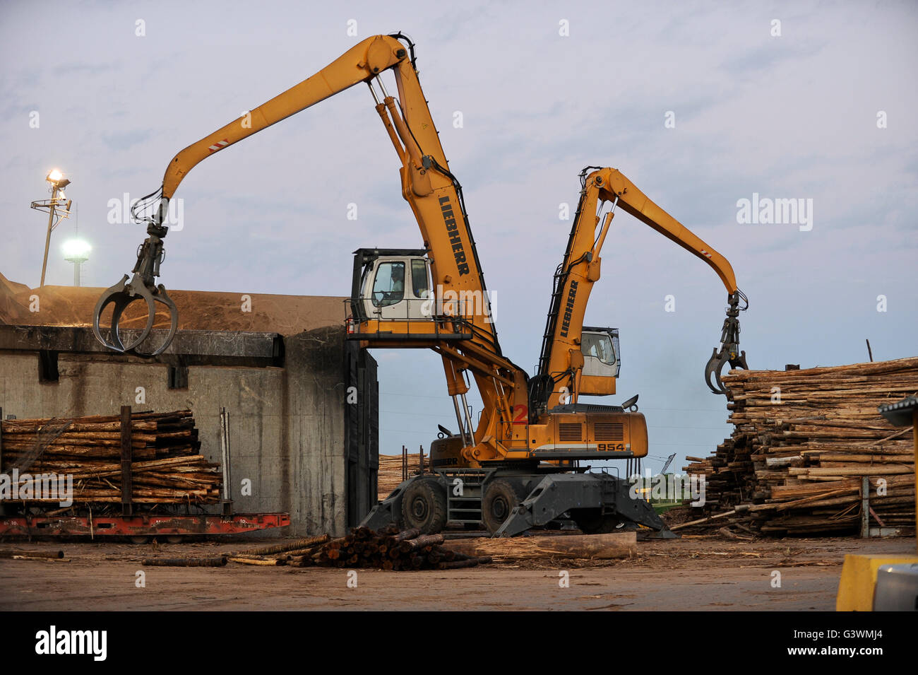 URUGUAY Fray Bentos , UPM pulp mill produce ECF (elemental chlorine ...
