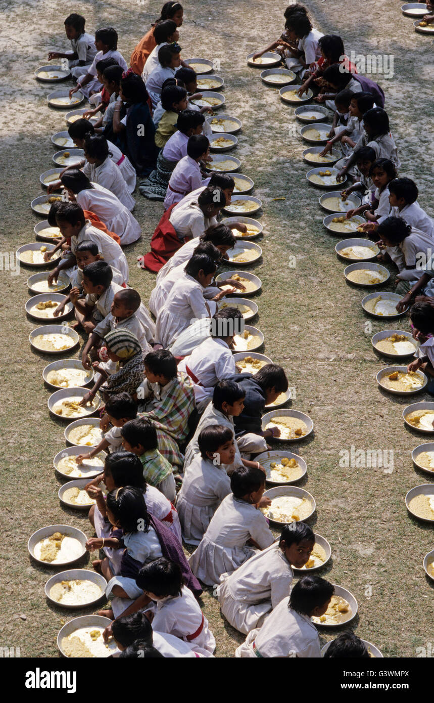 Poor school children meal hi-res stock photography and images - Alamy