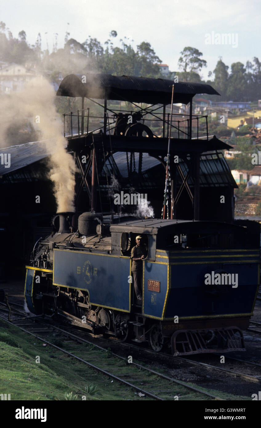 Nilgiri mountain railway x class hi-res stock photography and images ...