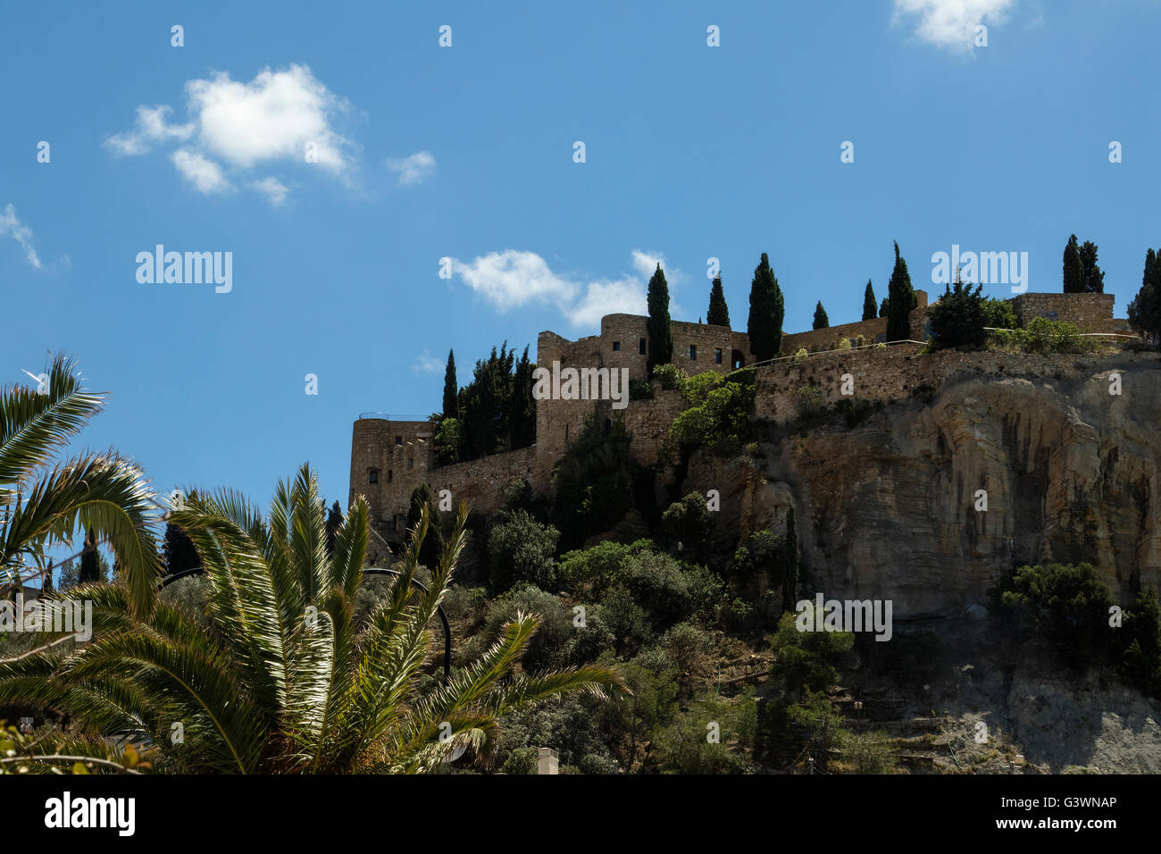 Chateau de cassis hi-res stock photography and images - Alamy
