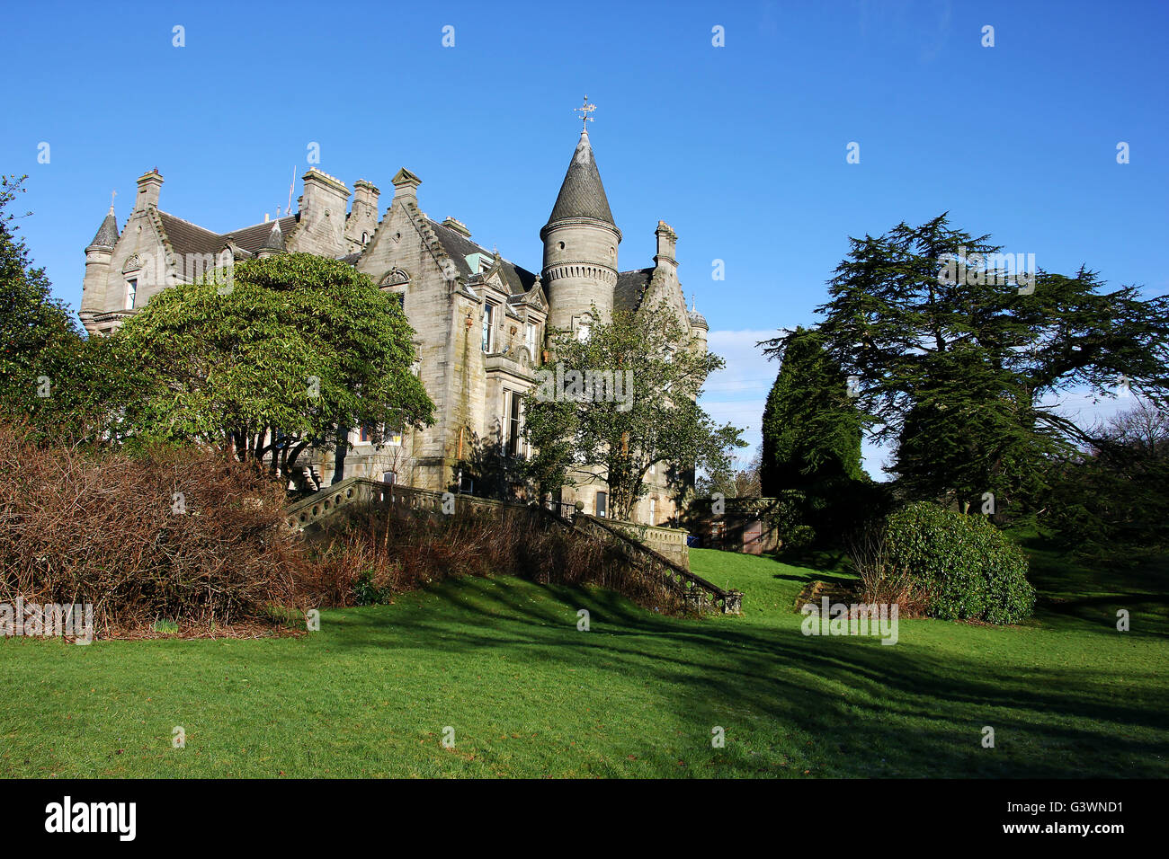 The low line hi-res stock photography and images - Alamy