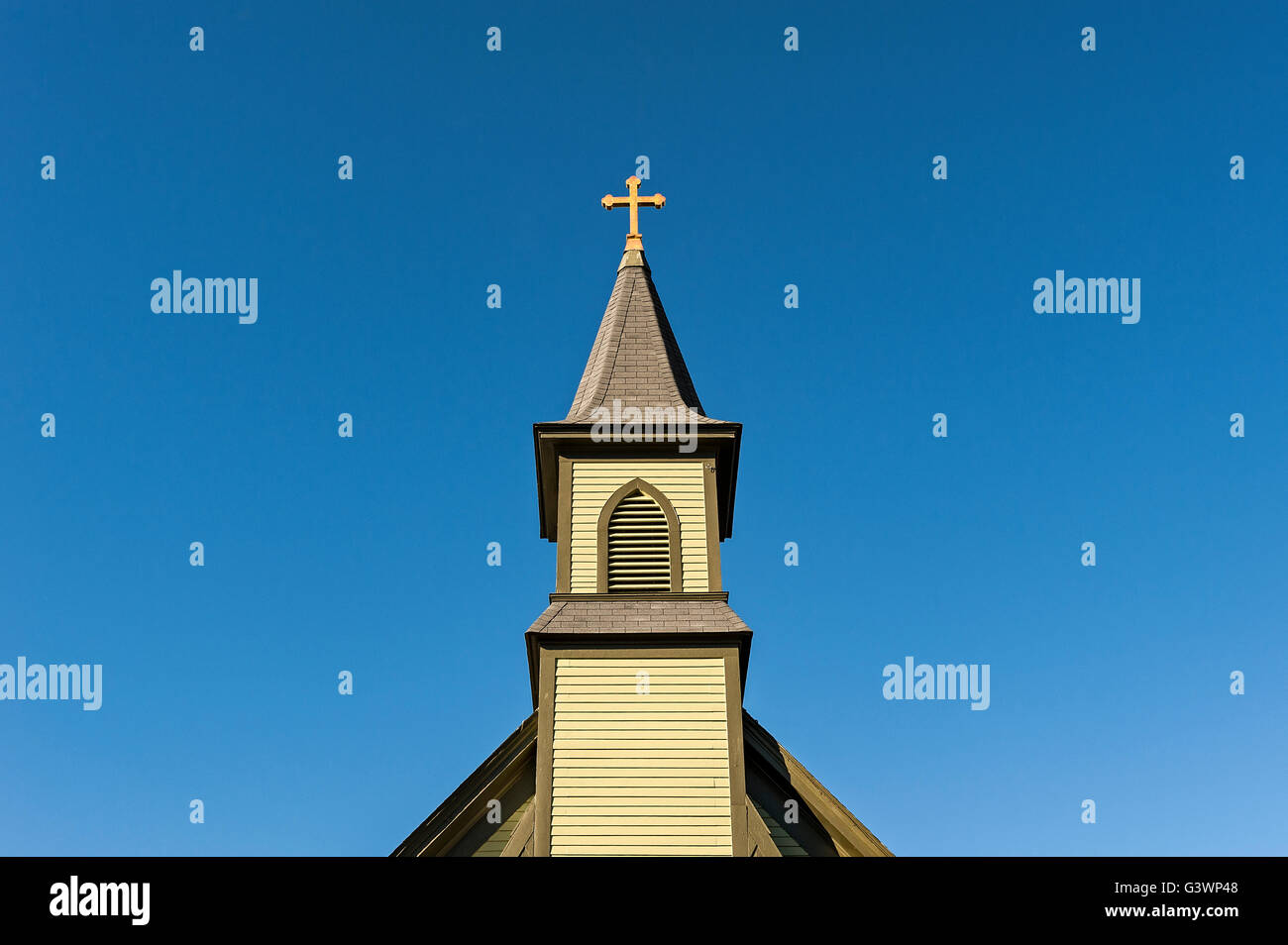 Church steeple cross blue hi-res stock photography and images - Alamy