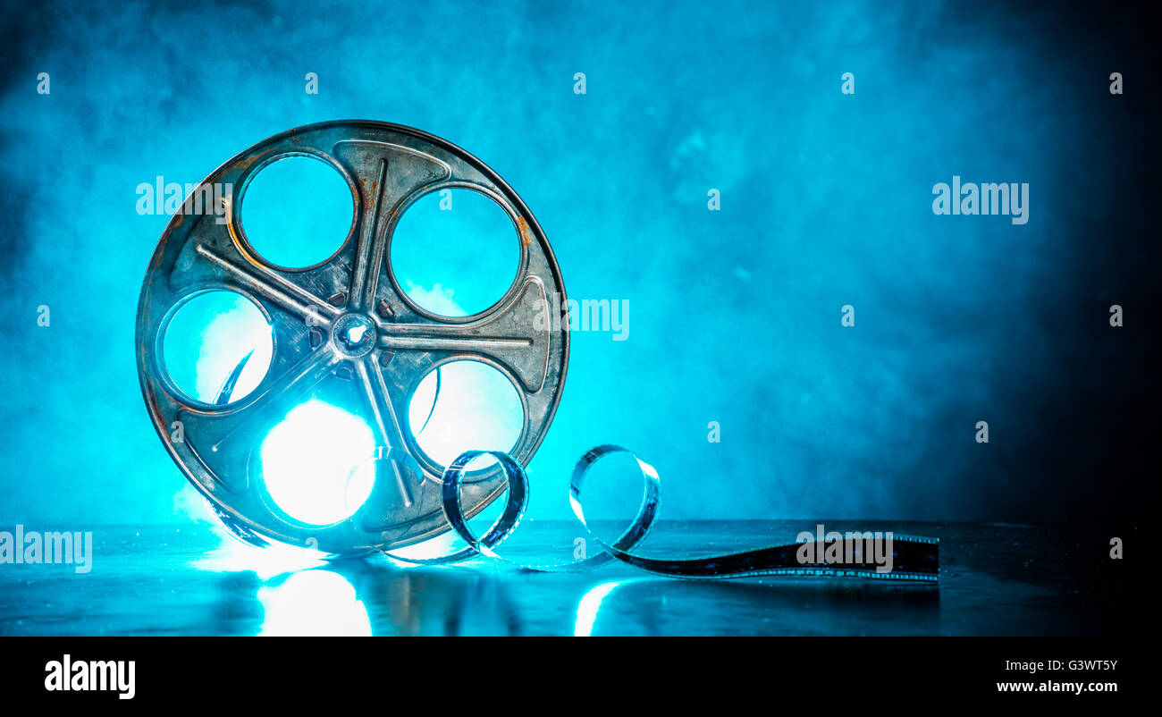 Old film reel camera hi-res stock photography and images - Alamy