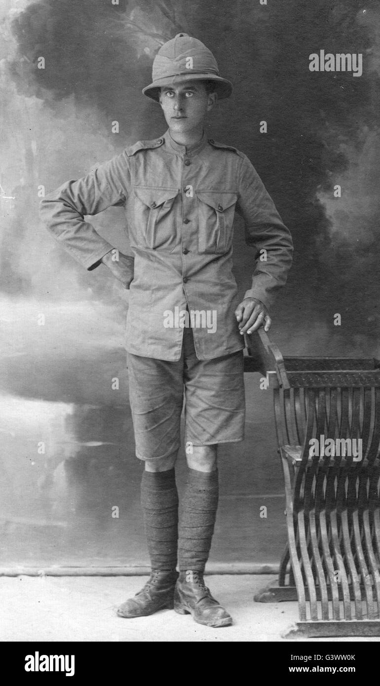 Royal Navy RNAS airman in tropical clothing WW1 Stock Photo - Alamy