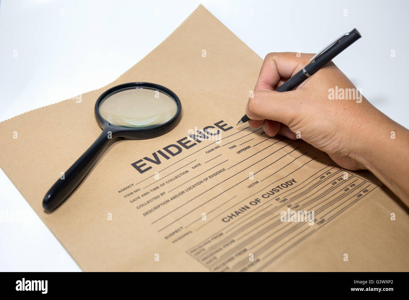 Evidence bag writing hi-res stock photography and images - Alamy