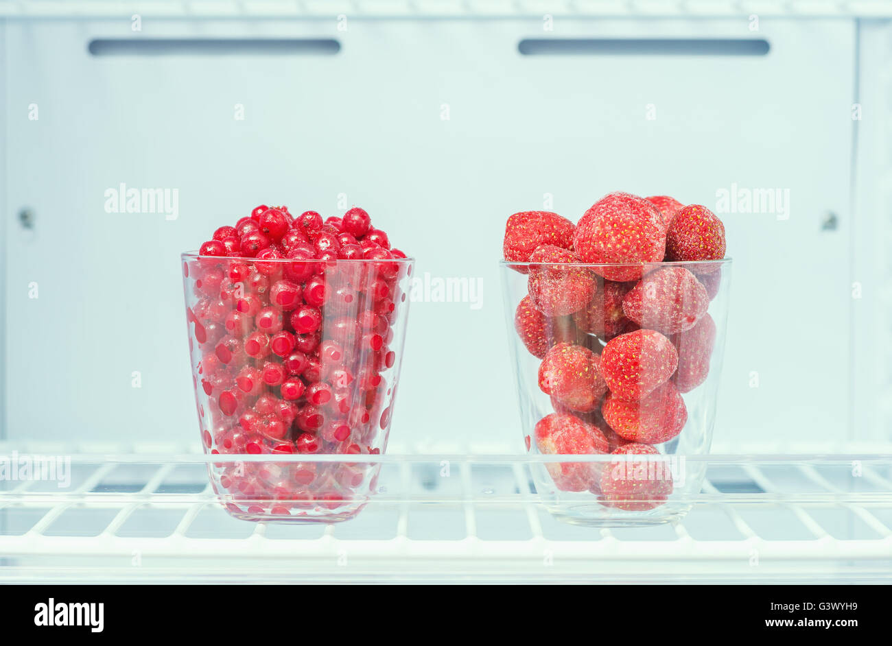 Frozen currants hi-res stock photography and images - Alamy