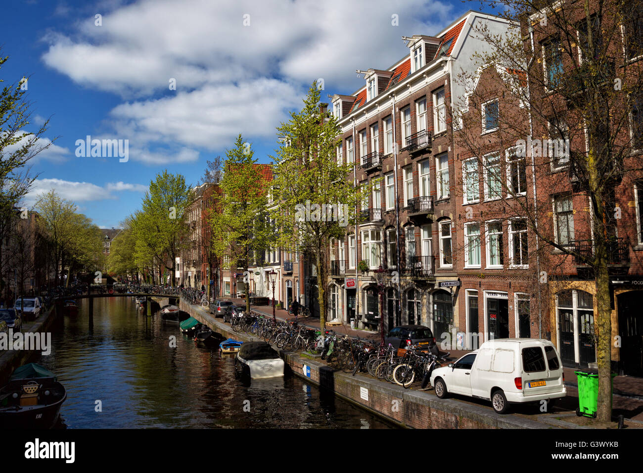 Spring amsterdam hi-res stock photography and images - Alamy