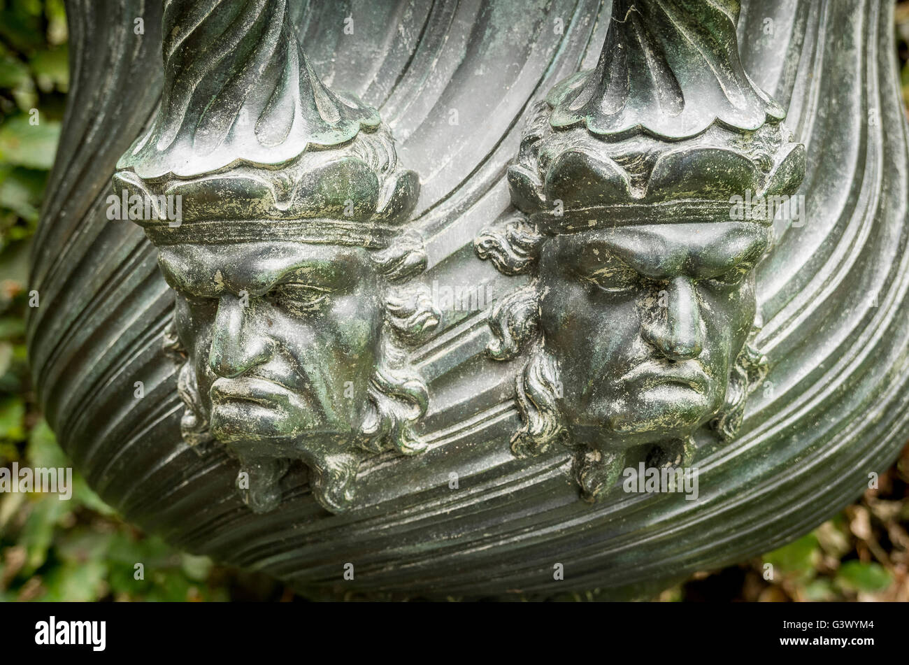 Miserable face hi-res stock photography and images - Alamy