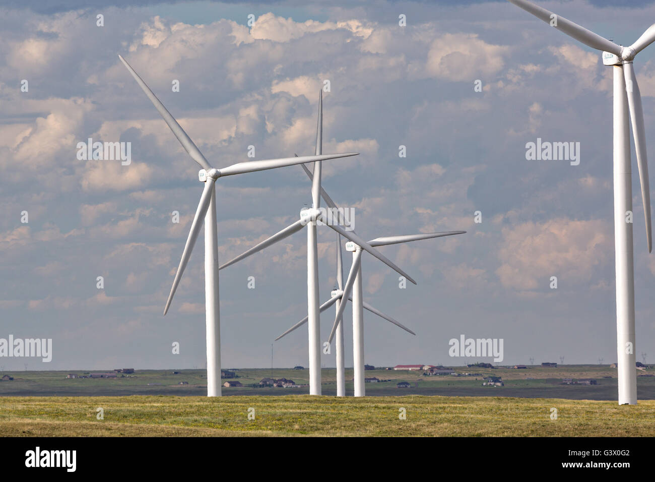 Wind turbines at the Happy Jack Wind Farm outside Cheyenne, Wyoming ...