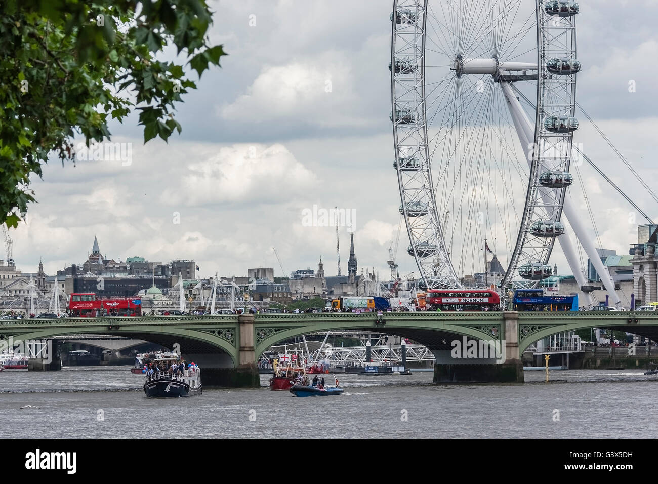 Edwardian buses hi-res stock photography and images - Alamy