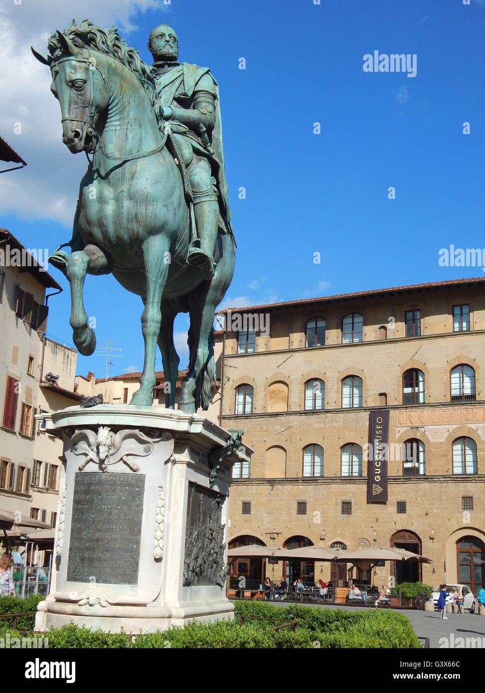 Monument of Prince Cosimo I. de Medici at the Piazza delle Signoria in ...