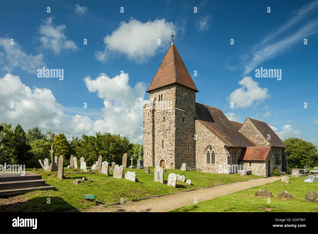 St Laurence church in Guestling, East Sussex, England Stock Photo - Alamy