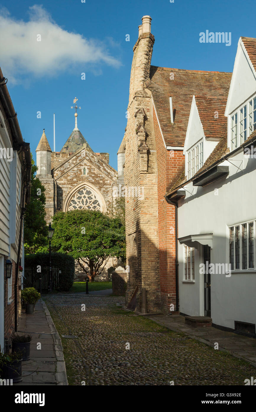 Church square rye houses hi-res stock photography and images - Alamy
