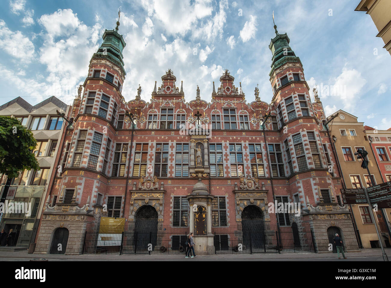 Military armoury hi-res stock photography and images - Alamy