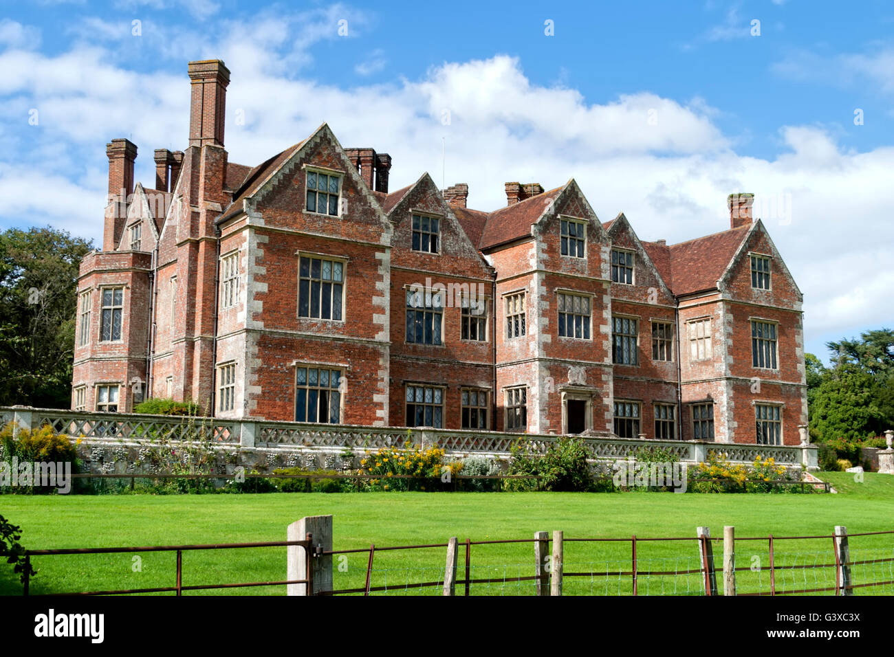 Breamore manor house hi-res stock photography and images - Alamy