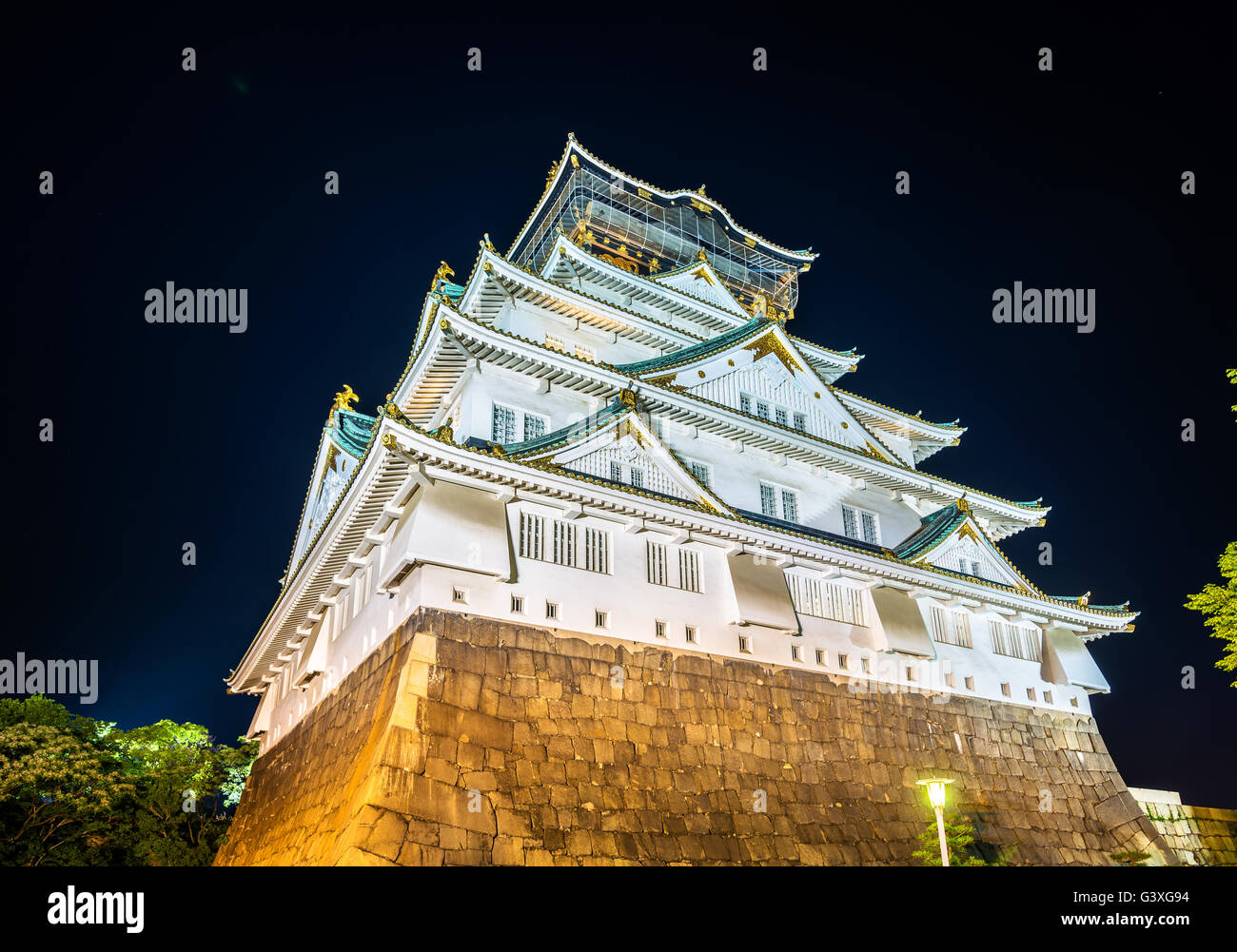 Night view of Osaka Castle in Japan Stock Photo - Alamy