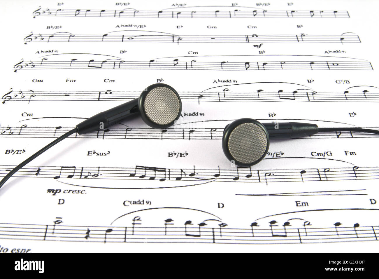 Sheet music symbol hi-res stock photography and images - Alamy