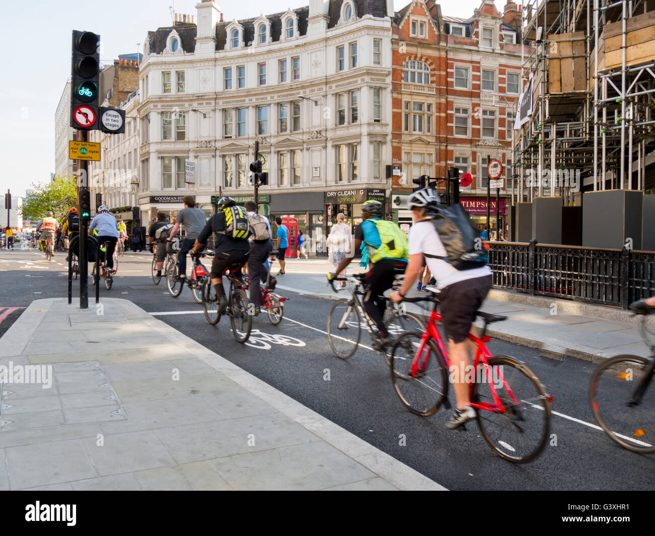 europe, UK, England, London, cycle superhighway 6 Stock Photo - Alamy