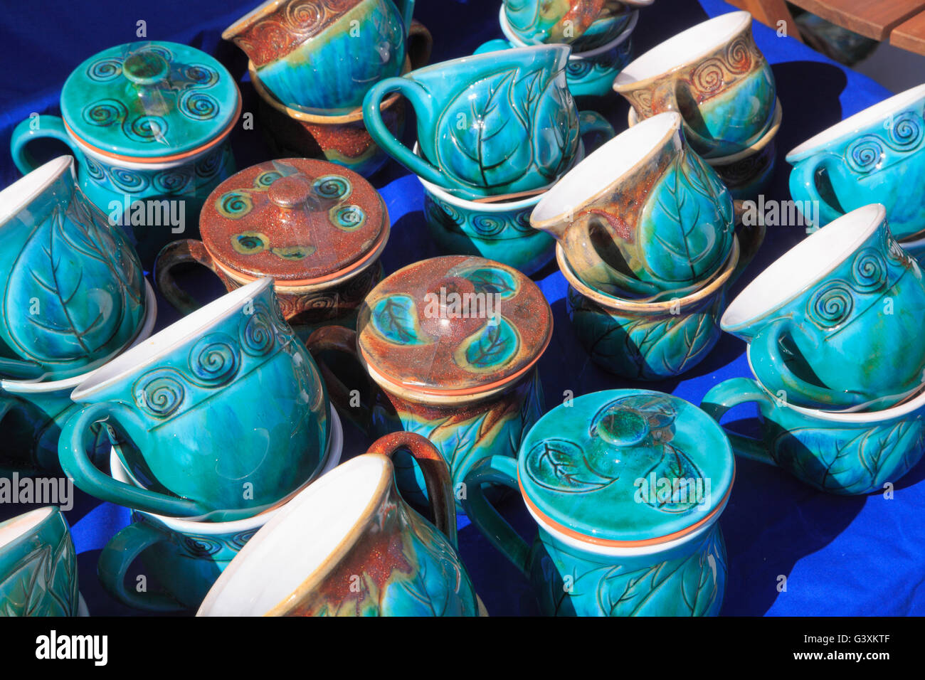 Pottery handicraft hi-res stock photography and images - Alamy