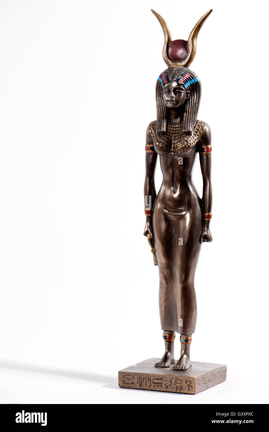 Isis statue hi-res stock photography and images - Alamy