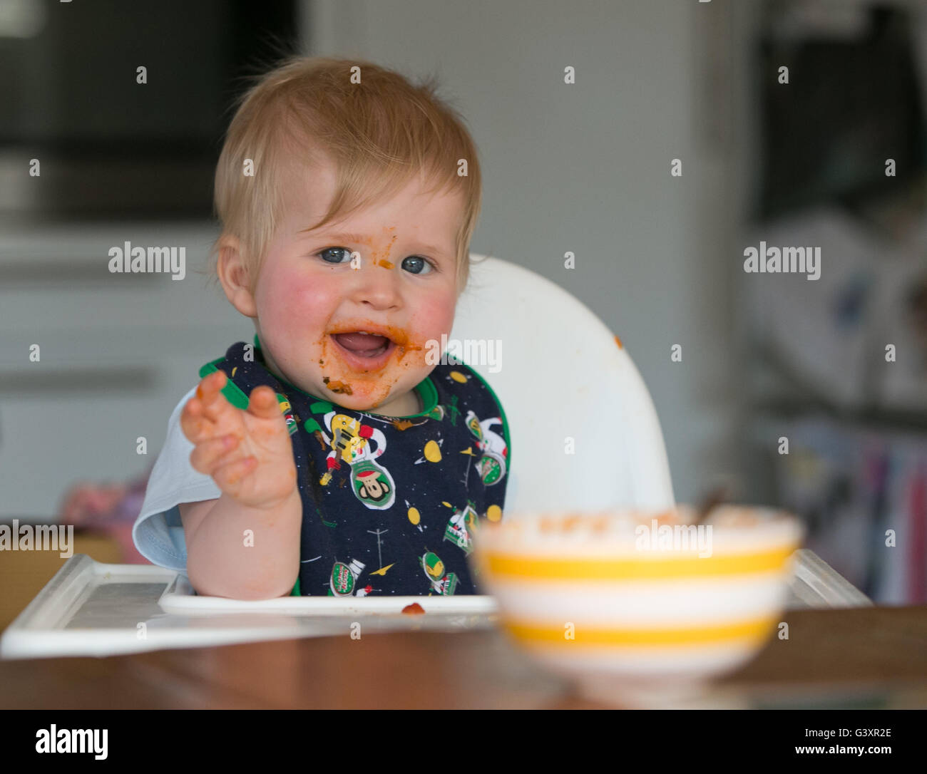 Messy eating hi-res stock photography and images - Alamy