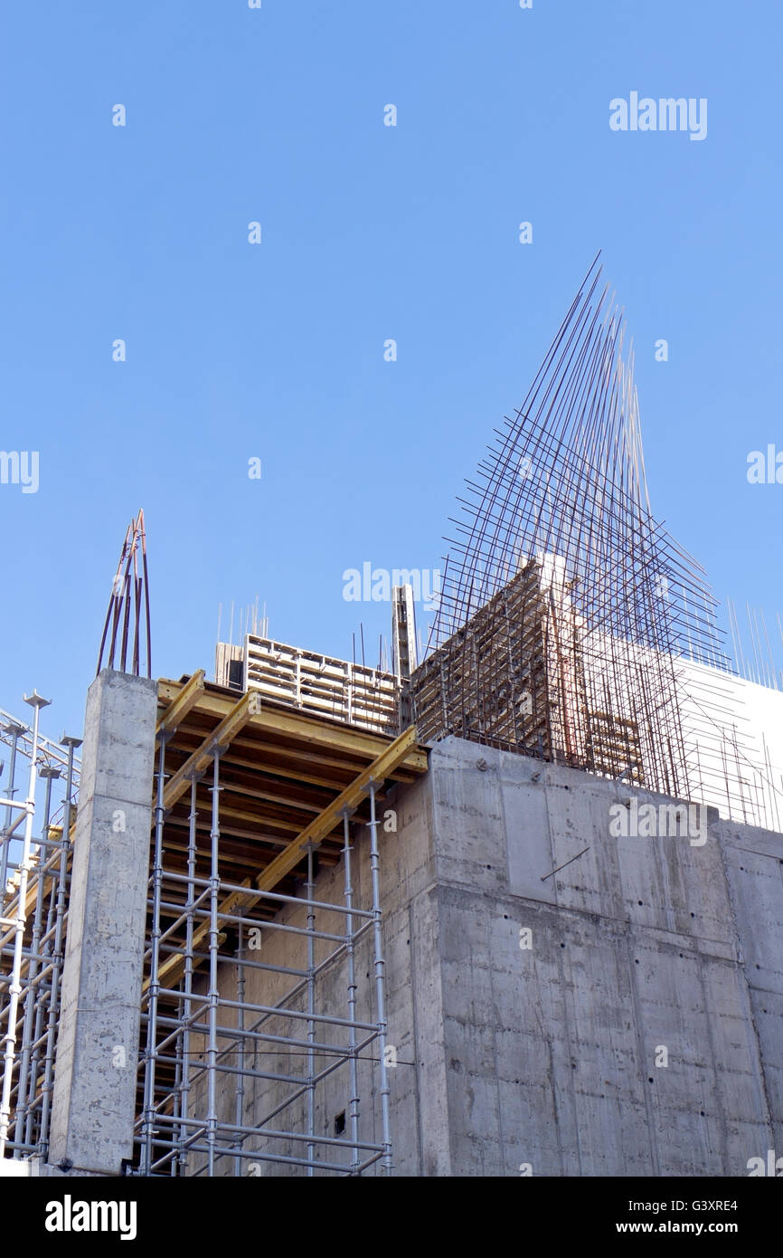 Reinforced steel and concrete building under construction Stock Photo ...