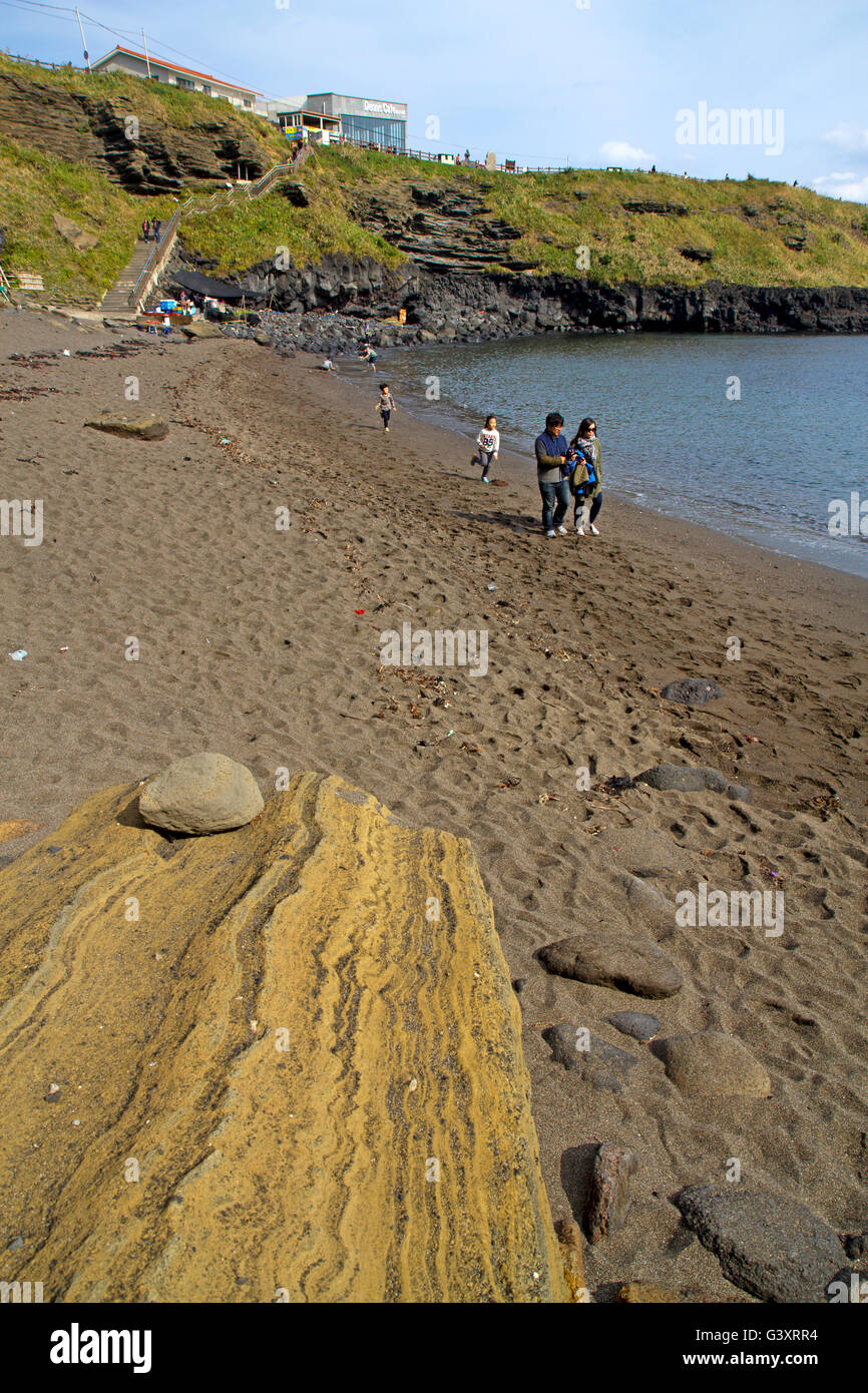 Korea beach hi-res stock photography and images - Alamy